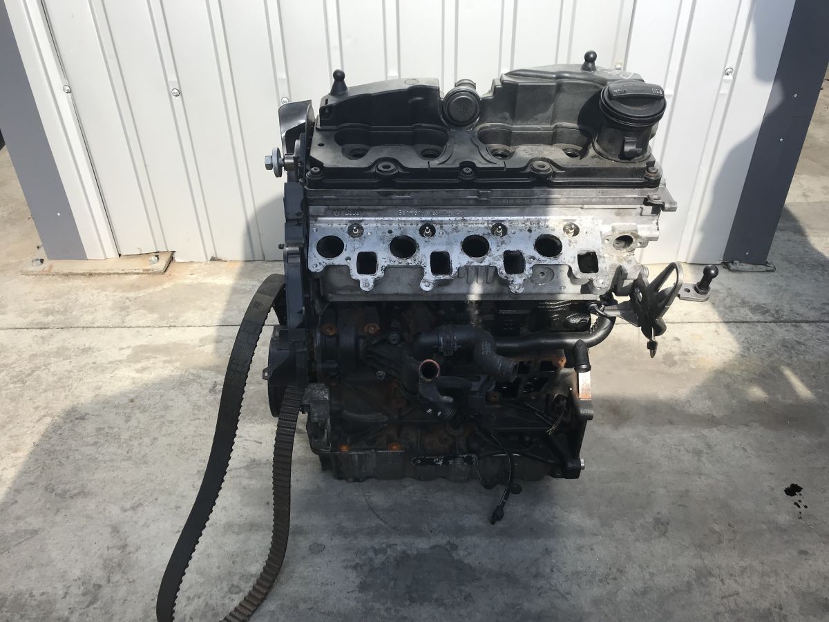 MOTOR VW CAY 1.6 - Dezmembrări auto Bacus