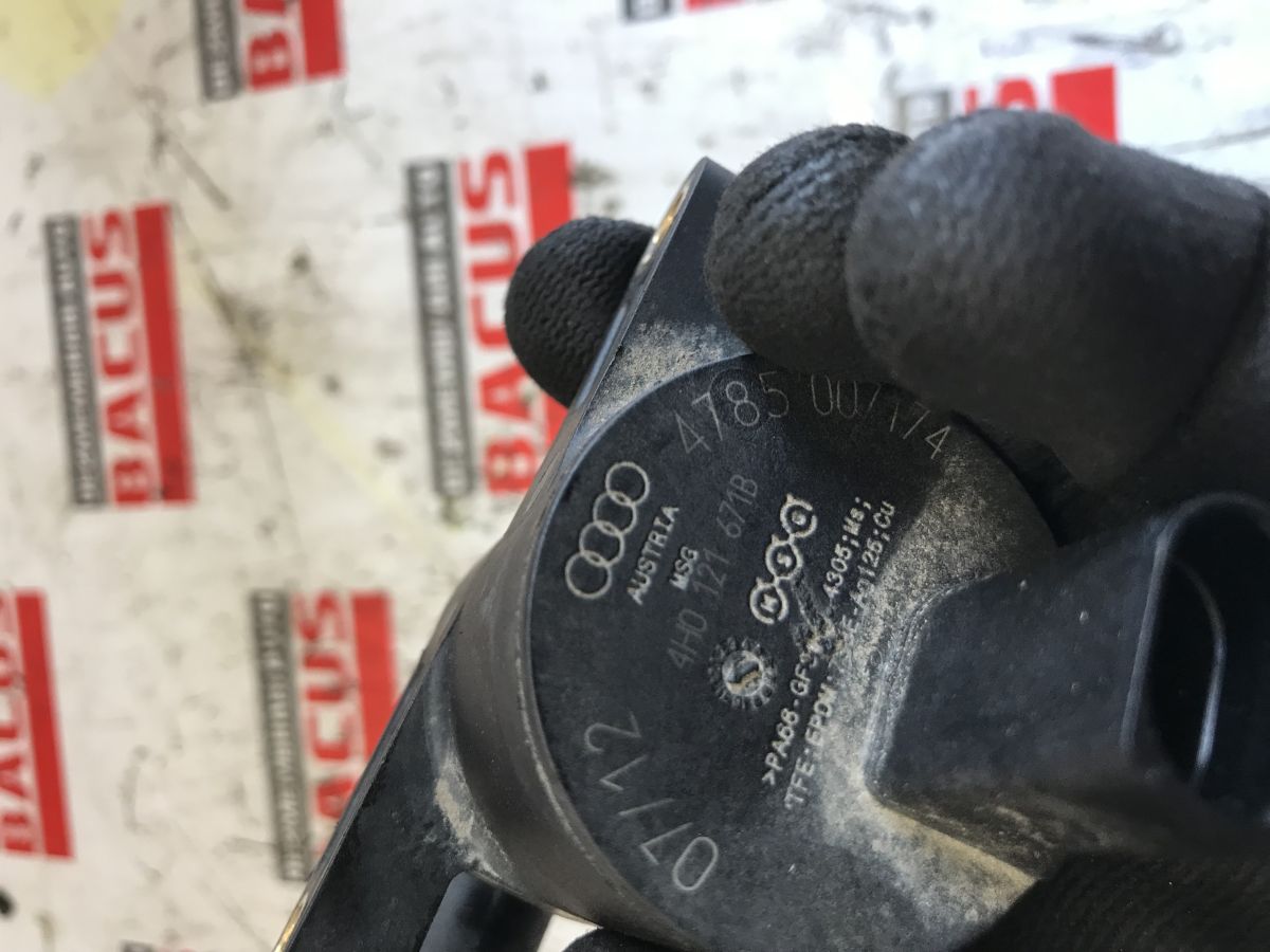 POMPA RECIRCULARE APA A4 B8 - Dezmembrări auto Bacus